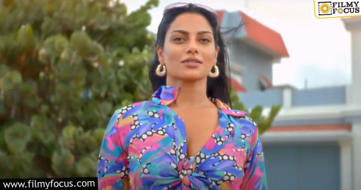 Silk Smitha Queen Of The South: A Tribute To The Iconic Star - Filmy Focus